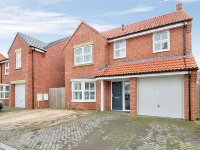 4 bedroom detached house for sale in Railton Meadow Beverley HU17