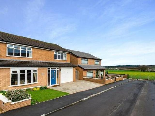 4 Bedroom Detached House For Sale In Rainford