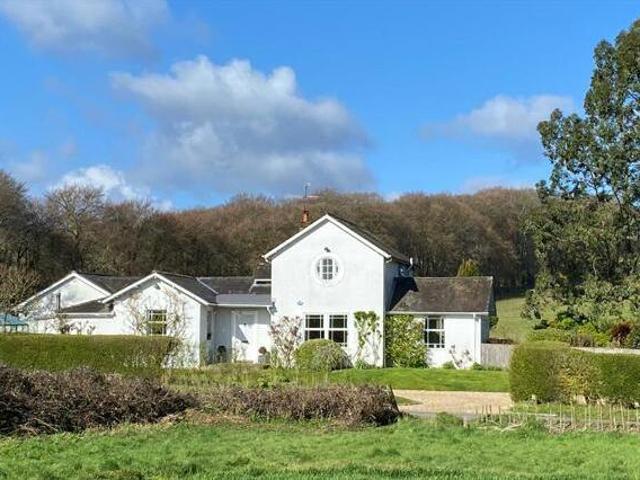 4 Bedroom Detached House For Sale In Ramsdell, Hampshire