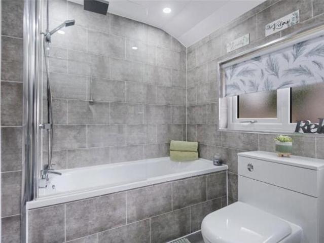 4 bedroom detached house for sale in Rannoch Avenue, Bishopbriggs, Glasgow, East Dunbartonshire, G64