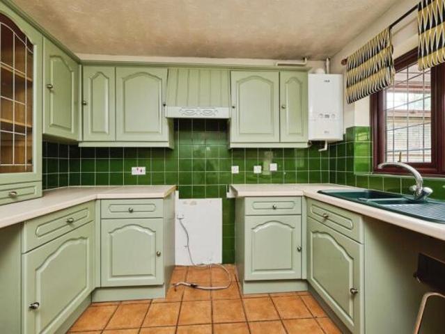 4 bedroom detached house for sale in Redbridge, Peterborough, PE4