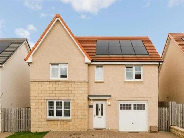 4 Bedroom Detached House For Sale In Redwood