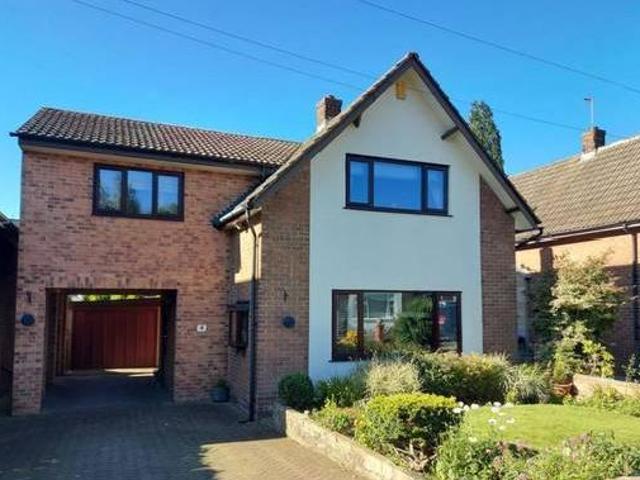 4 bedroom detached house for sale in Reid Park Avenue Horbury Wakefield WF4 WF4