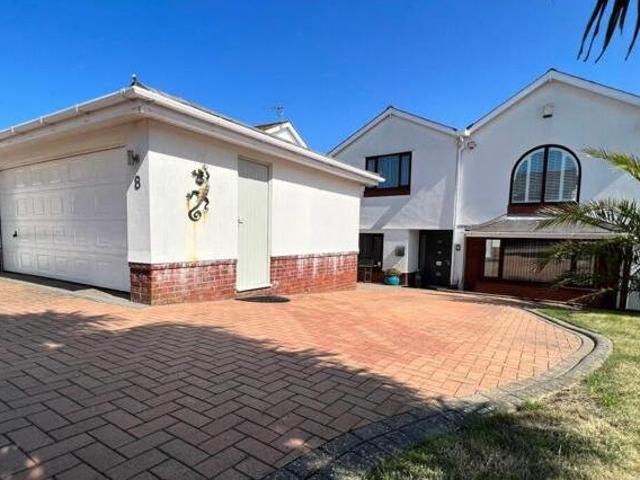 4 Bedroom Detached House For Sale In Rhoose