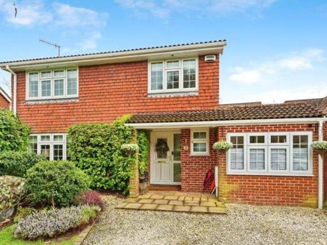 4 Bedroom Detached House For Sale In River, Kent