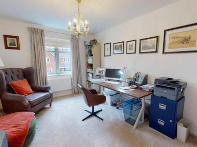 4 bedroom detached house for sale in Riverside Lane, Wheatley, Doncaster, DN2