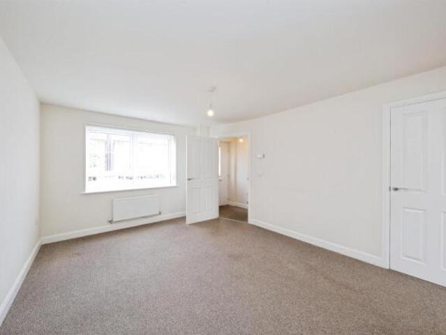 4 bedroom detached house for sale in Riverside Lane, Wheatley, Doncaster, DN2