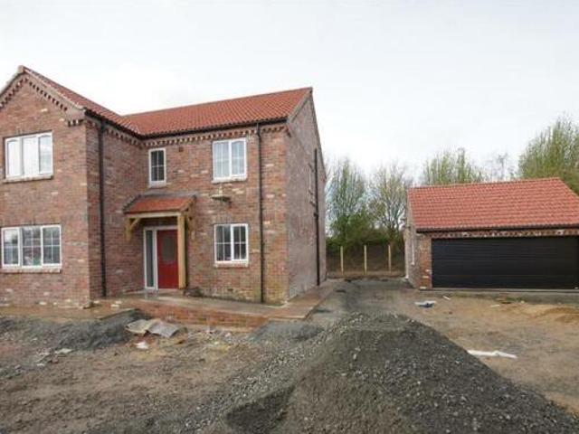 4 Bedroom Detached House For Sale In Riverside
