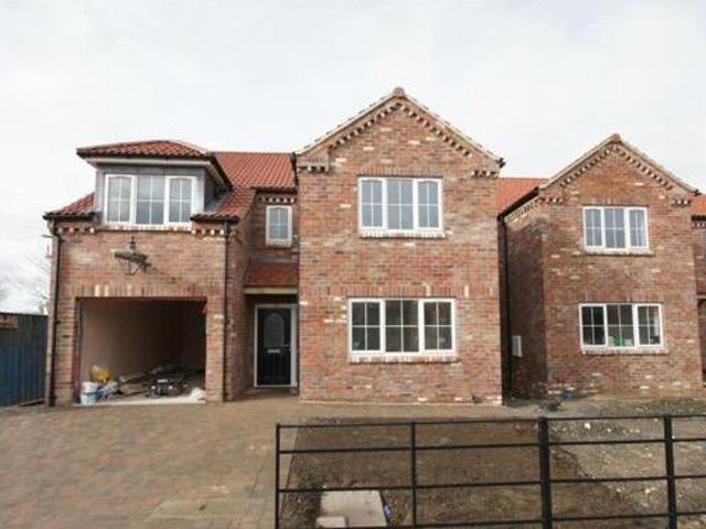 4 Bedroom Detached House For Sale In Riverside