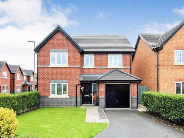 4 bedroom detached house for sale in Riversleigh Way Warton PR4 PR4