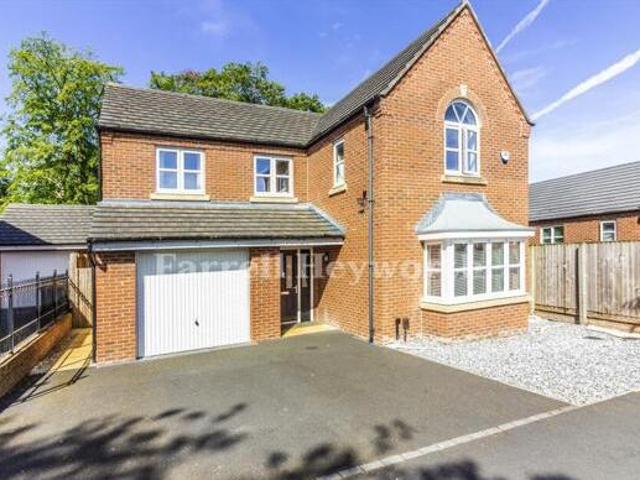 4 Bedroom Detached House For Sale In Ribbleton