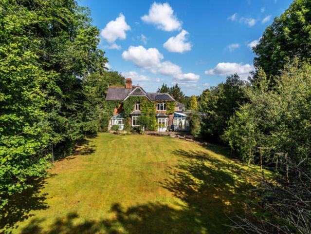 4 bedroom detached house for sale in Ricketts Hill Road, Tatsfield, Westerham, Kent, TN16
