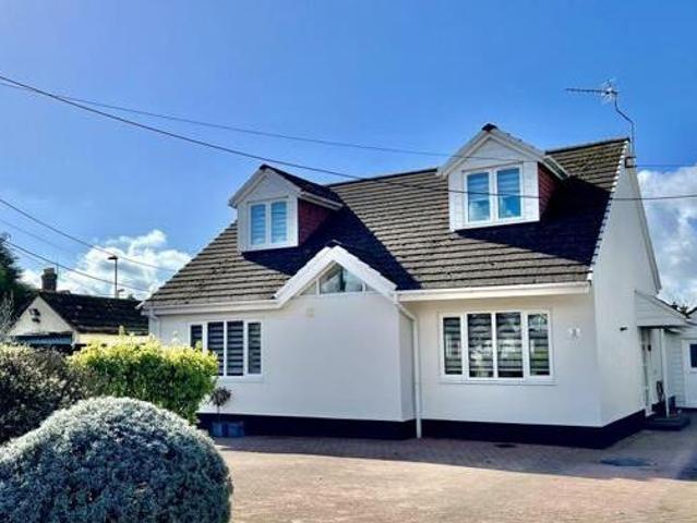 4 Bedroom Detached House For Sale In Ringwood