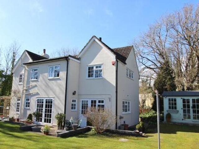 4 Bedroom Detached House For Sale In Ringwould, Deal