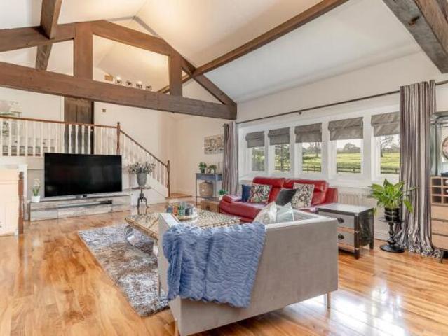 4 bedroom detached house for sale in Ripon Road, Killinghall, Harrogate, HG3