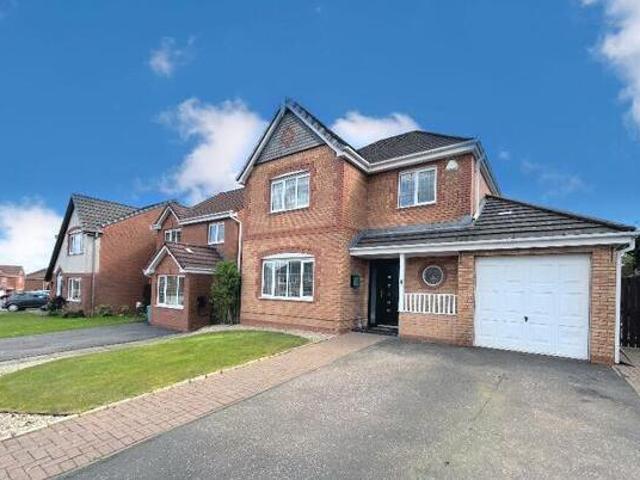 4 Bedroom Detached House For Sale In Rumford