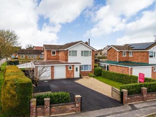 4 Bedroom Detached House For Sale In Ruskington, Sleaford