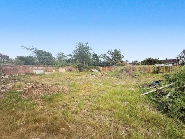 4 bedroom detached house for sale in Rushmere Road, Ipswich, IP4