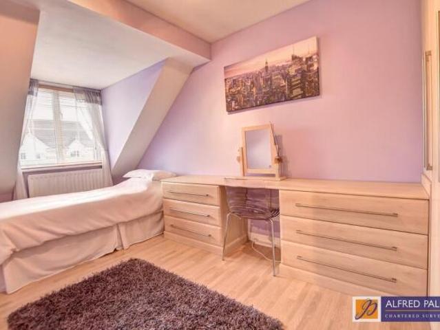 4 bedroom detached house for sale in Rushcliffe, Fulwell, SR6