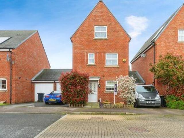 4 Bedroom Detached House For Sale In Rushden