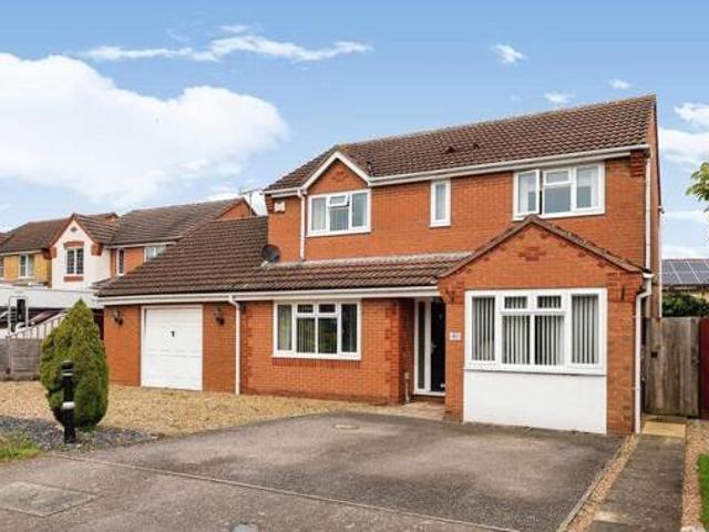 4 Bedroom Detached House For Sale In Rushden