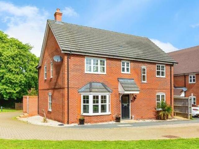 4 Bedroom Detached House For Sale In Rushden