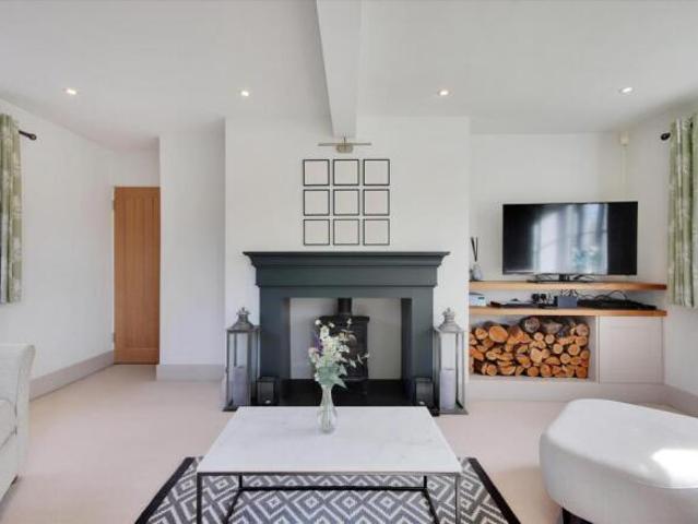 4 bedroom detached house for sale in Rye Road, Sandhurst, Cranbrook, Kent, TN18
