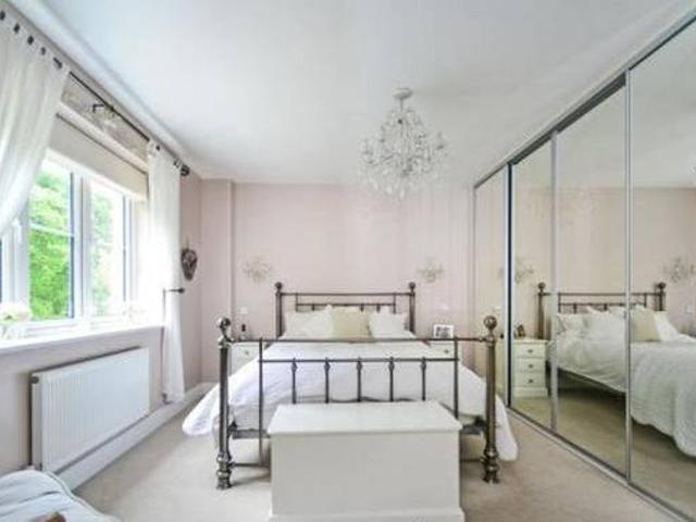 4 bedroom detached house for sale in Ryeland Road Burgess Hill RH15 RH15