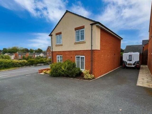 4 Bedroom Detached House For Sale In Wollaston