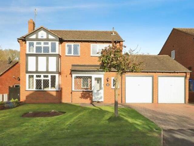 4 Bedroom Detached House For Sale In Wolverhampton, Staffordshire