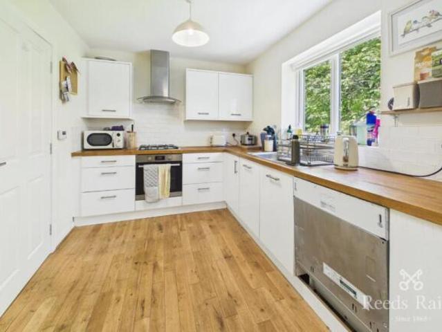 4 bedroom detached house for sale in Woodbury Road, Sheffield, S9