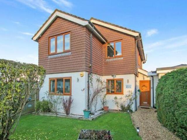4 Bedroom Detached House For Sale In Woodchurch