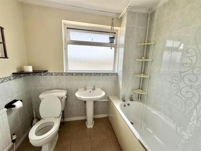 4 bedroom detached house for sale in Woodcock Close, Abbeydale, Gloucester, GL4