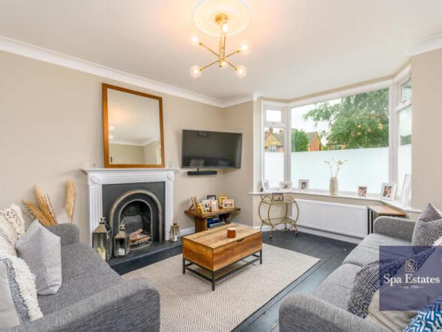 4 bedroom detached house for sale in Woodfield Road, Solihull, B91