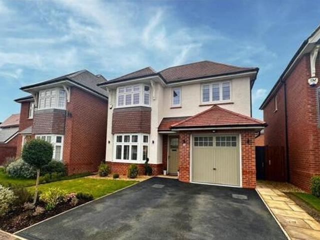 4 Bedroom Detached House For Sale In Woodford