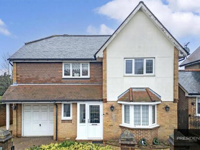 4 Bedroom Detached House For Sale In Woodford Green