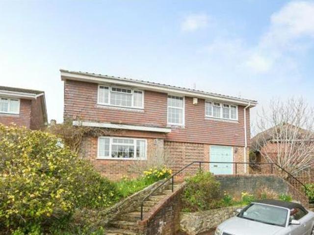 4 Bedroom Detached House For Sale In Woodland Drive, Hove