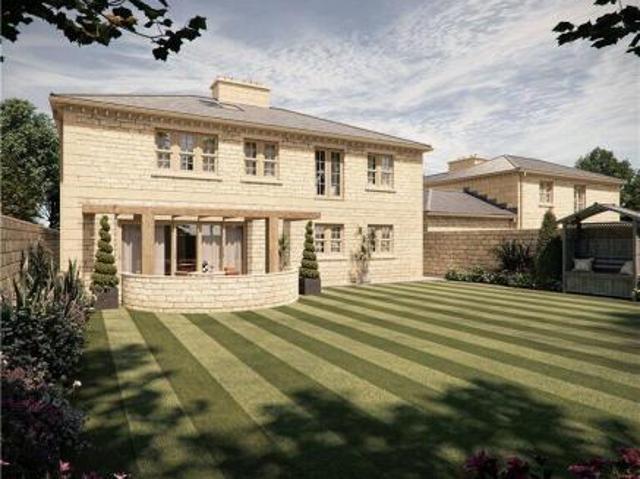 4 bedroom detached house for sale in Woodlands Fold, Scarcroft, LS14
