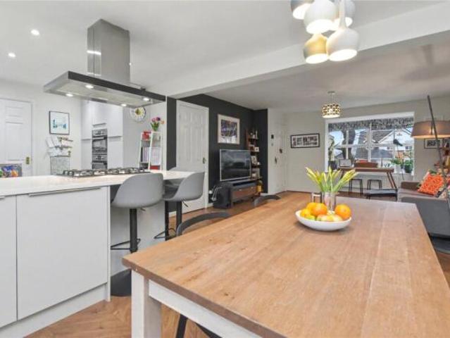 4 bedroom detached house for sale in Woodlea Gate, Meanwood, Leeds, LS6