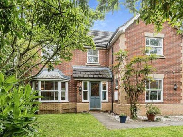 4 Bedroom Detached House For Sale In Woodley