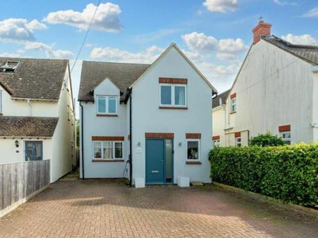 4 Bedroom Detached House For Sale In Woodstock
