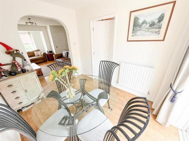 4 bedroom detached house for sale in Woodside Avenue, Meanwood, Leeds, West Yorkshire. LS7