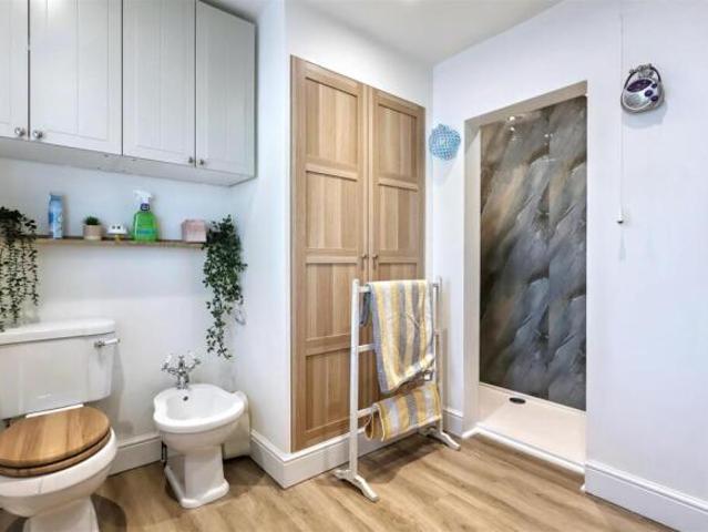 4 bedroom detached house for sale in Woodthorpe Drive, Mapperley, Nottingham, NG3