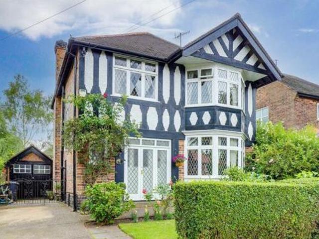 4 Bedroom Detached House For Sale In Woodthorpe, Nottinghamshire