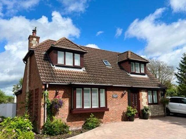 4 Bedroom Detached House For Sale In Wool