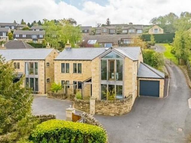 4 Bedroom Detached House For Sale In Wooldale, Holmfirth
