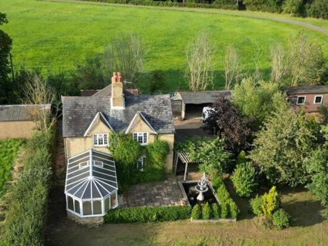 4 Bedroom Detached House For Sale In Woolley, Huntingdon