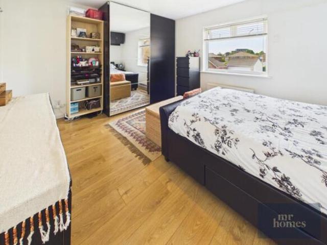 4 bedroom detached house for sale in Woosnam Close, Penylan, Cardiff, CF23