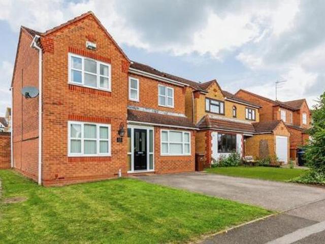 4 Bedroom Detached House For Sale In Wootton