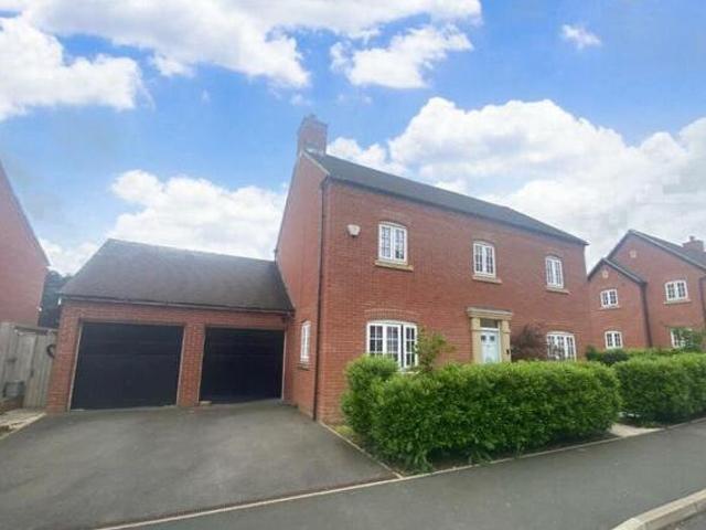 4 Bedroom Detached House For Sale In Wootton
